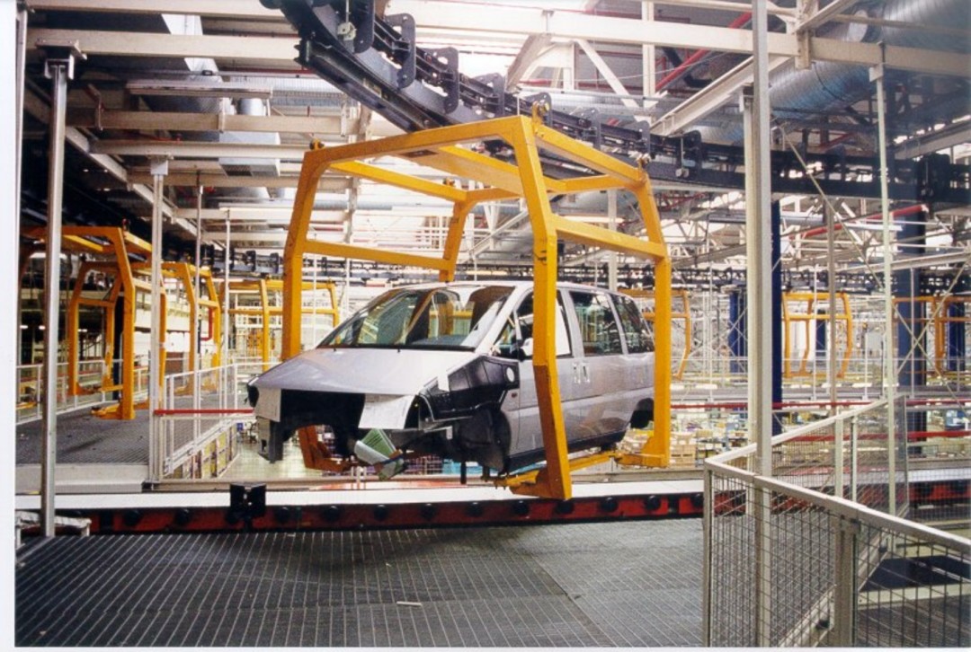 Power and Free Conveyor | FATA Automation